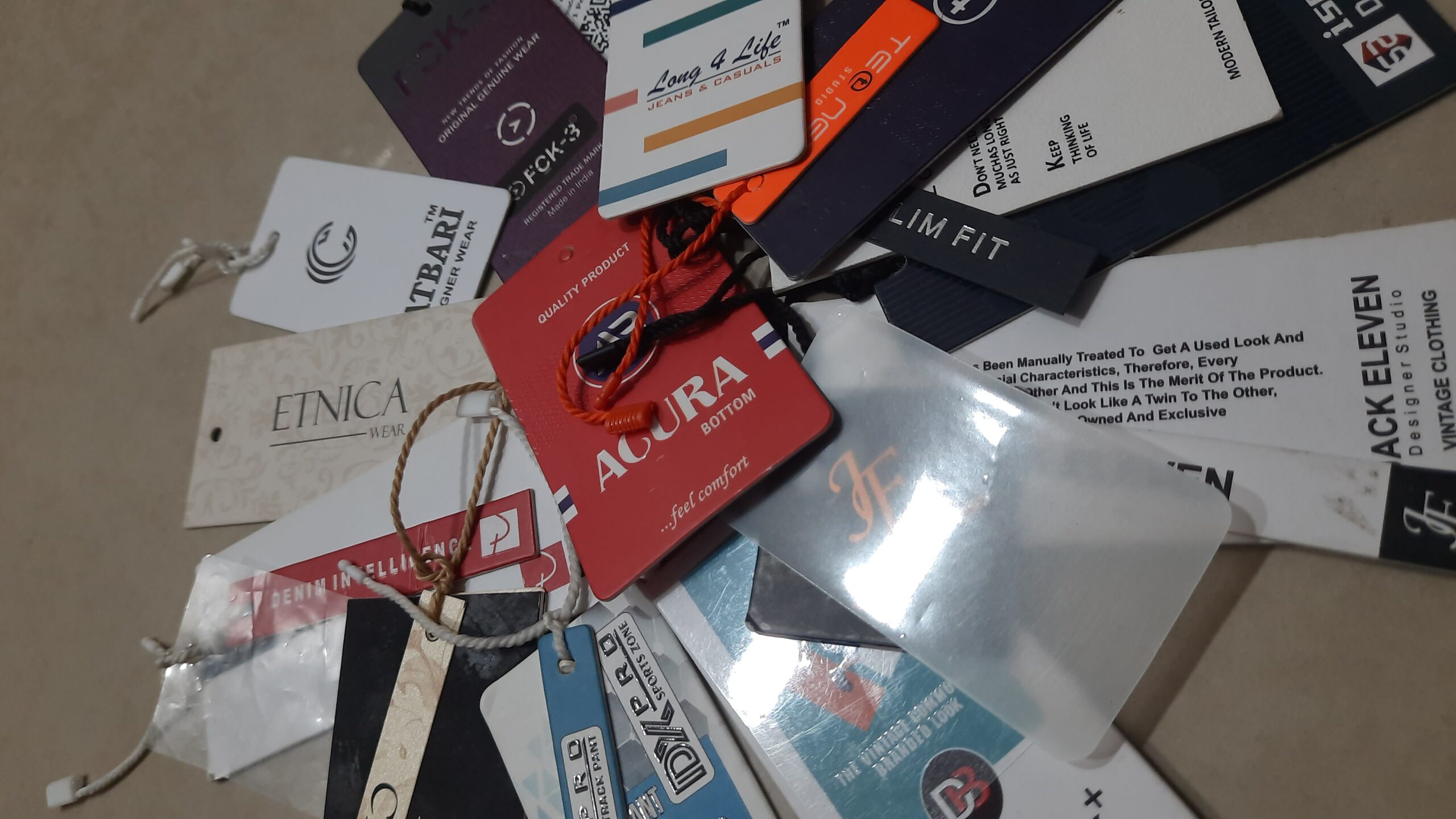 Clothing Tags | Clothing Hang Tags | Custom Hang Tags
